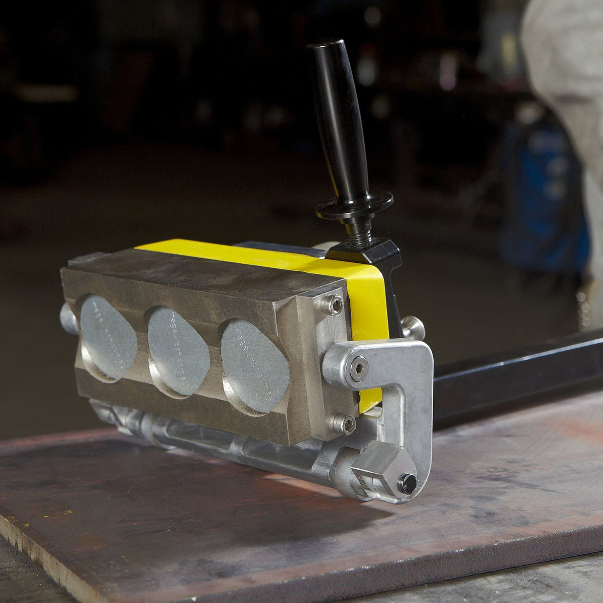 Magswitch Sheet Handler Tool - 8100361 | Magswitch– Magswitch Technologies