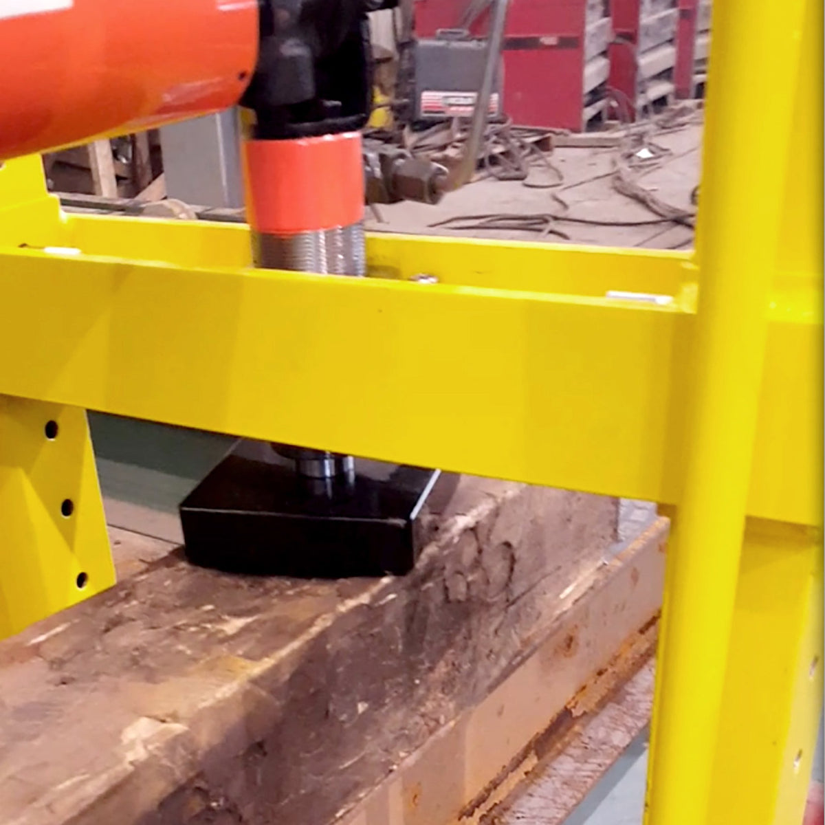 3 Ton Beam Jack – 8800605– Magswitch Technologies